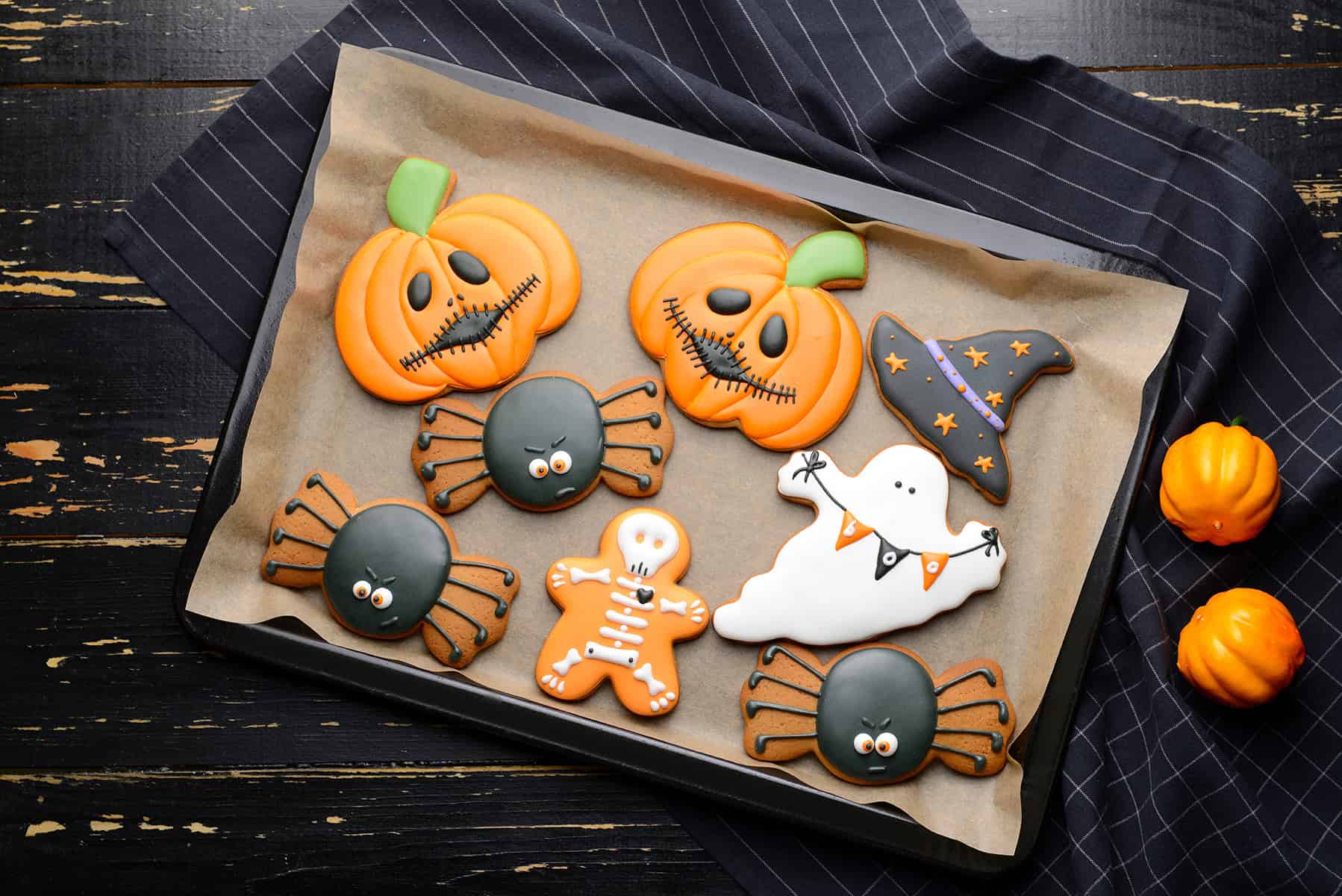 41 Spooky Halloween Cookie Recipes that are Scary Good - bake your day ...