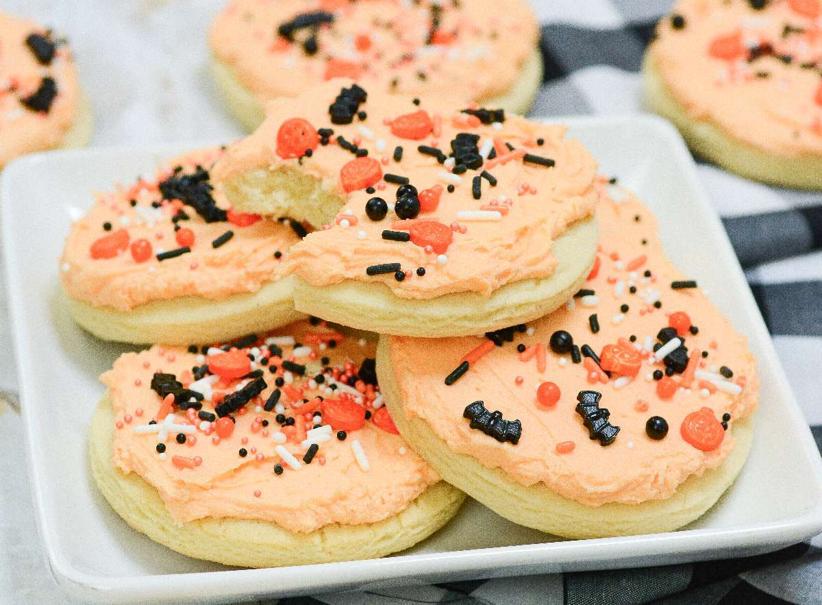 41 Spooky Halloween Cookie Recipes that are Scary Good - bake your day ...