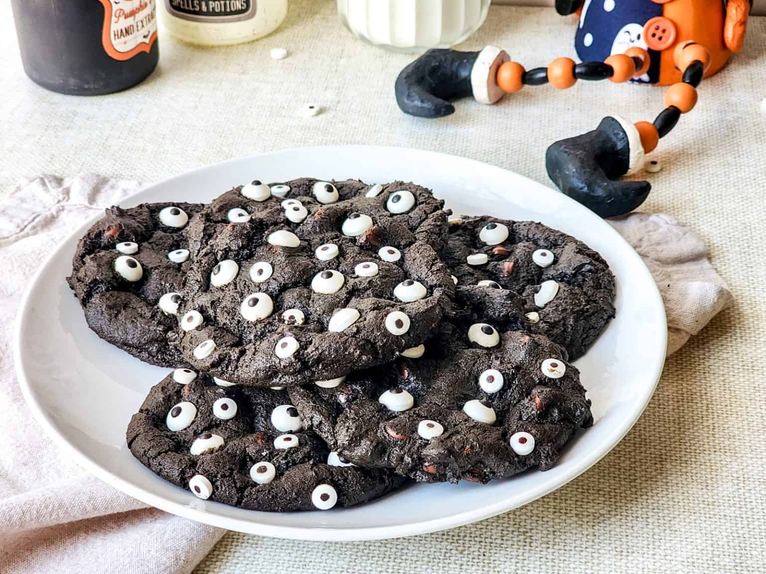 41 Spooky Halloween Cookie Recipes that are Scary Good - bake your day ...