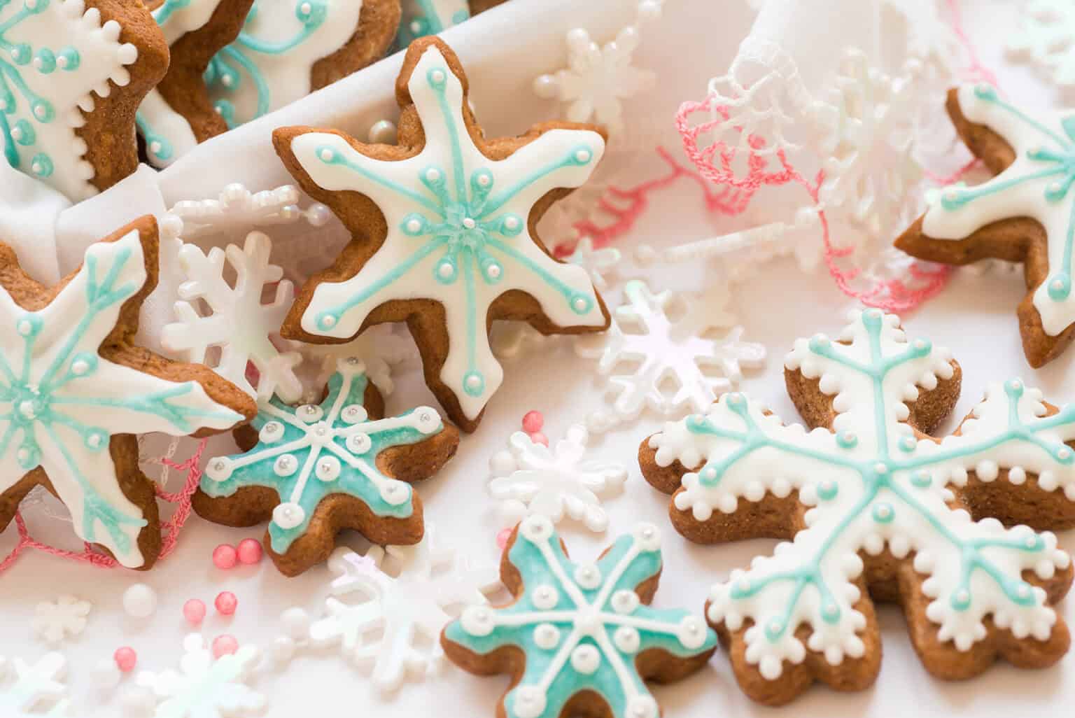 38 Cookies for Your Fa La La Fabulous Christmas Cookie Exchange - bake ...