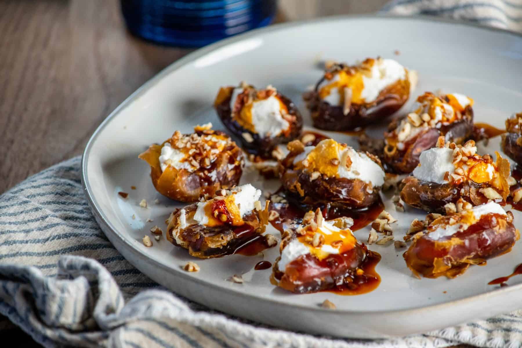 44 Bite-Sized Party Appetizers Your Guests Will Gush Over - bake your ...