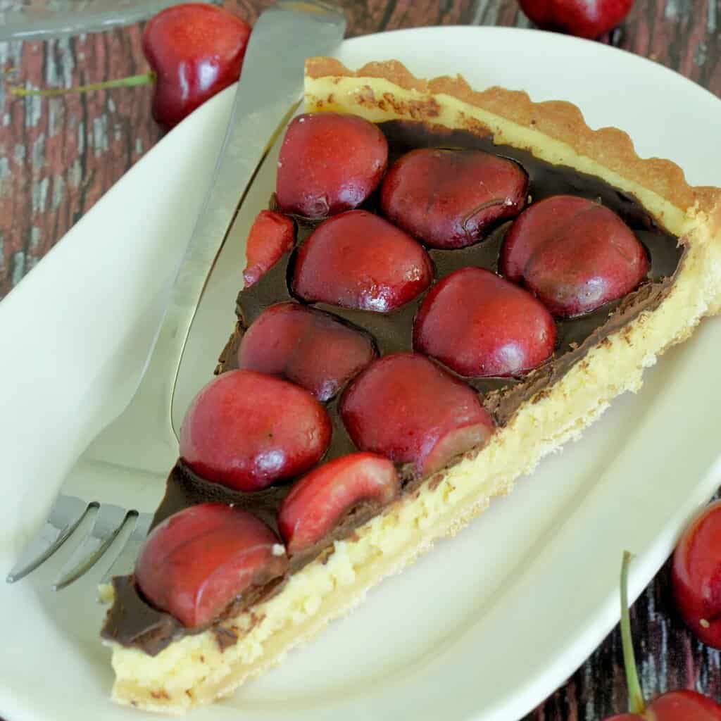 The Cherry On Top: 37 Delightfully Delicious Cherry Desserts - bake ...