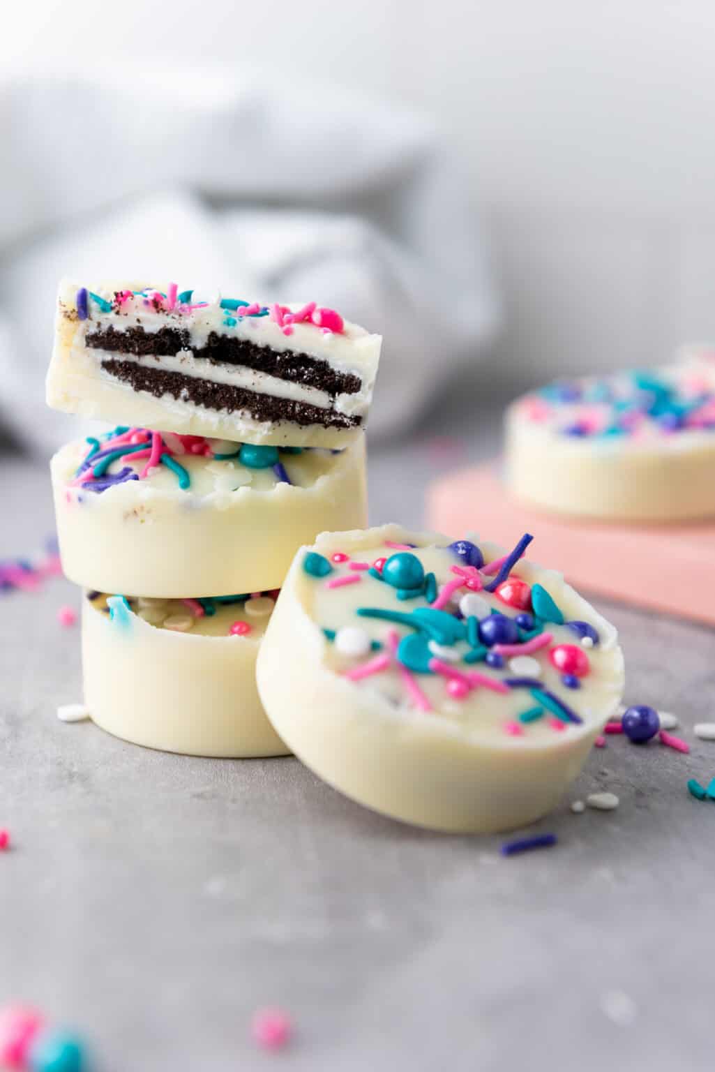 Spring Into Flavor With These White Chocolate Covered Oreos - bake your ...