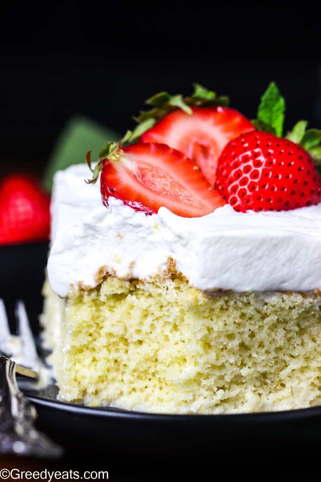18 Poke Cake Recipes That Will Make You the Star Baker - bake your day ...