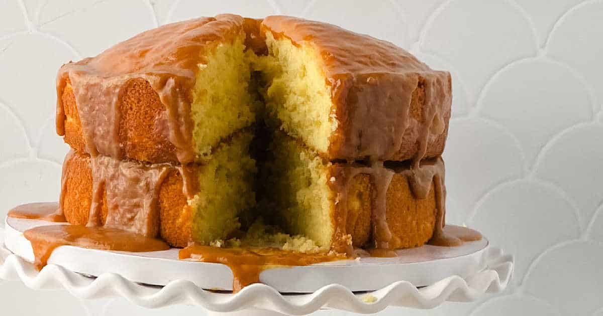 18 Poke Cake Recipes That Will Make You the Star Baker - bake your day ...