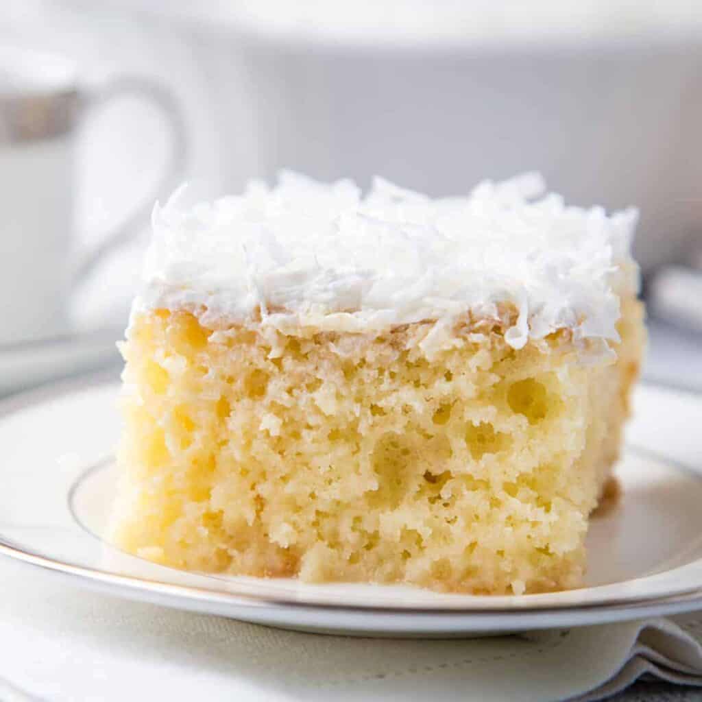 18 Poke Cake Recipes That Will Make You the Star Baker - bake your day ...