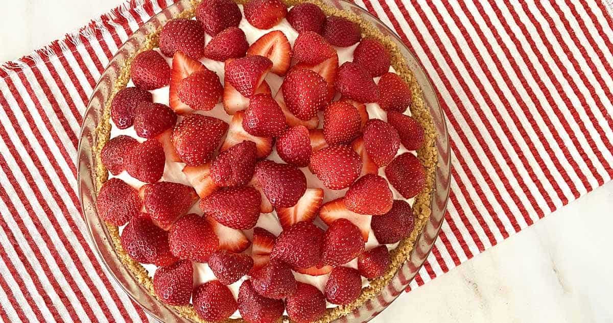 These 25 Cool & Creamy No Bake Pies are Pie Perfection - bake your day ...
