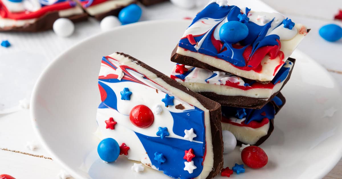 This Red, White, & Blue Chocolate Bark is a Star-Spangled Summer Treat ...