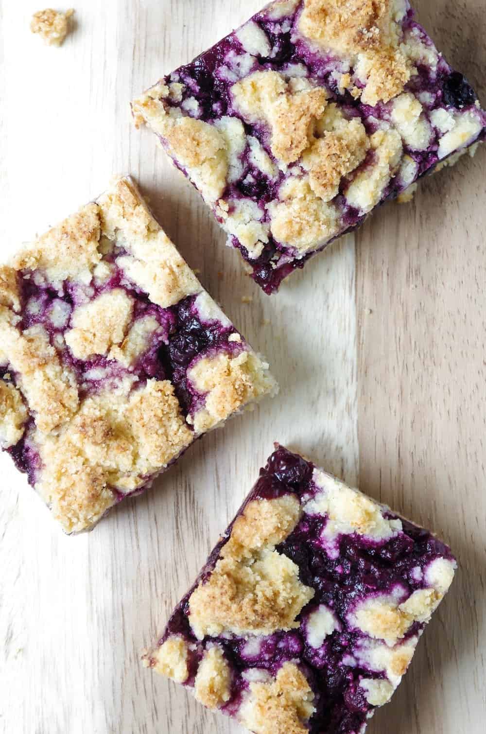45 Blueberry Desserts and Treats That’ll Make You Berry Happy - bake ...