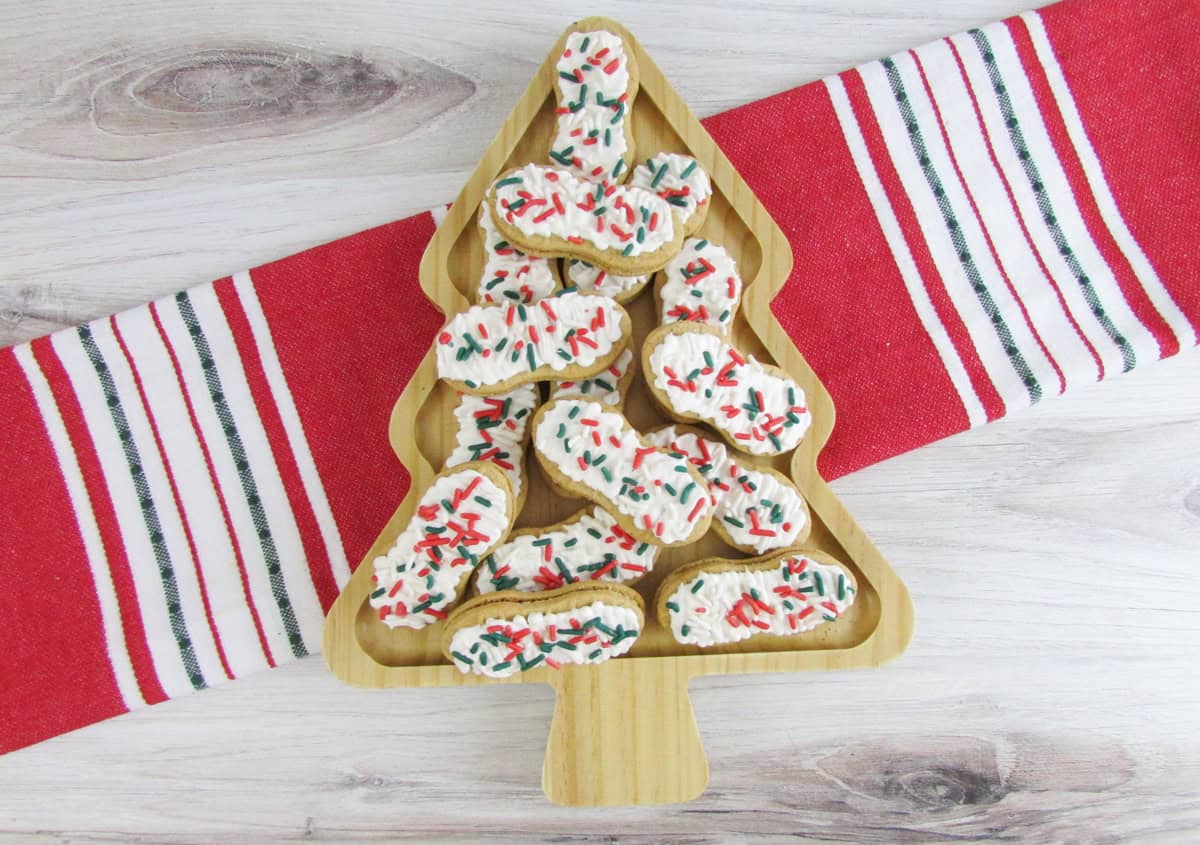 Quick & Cute Christmas Treats: Holiday Sprinkle Nutter Butters - bake ...