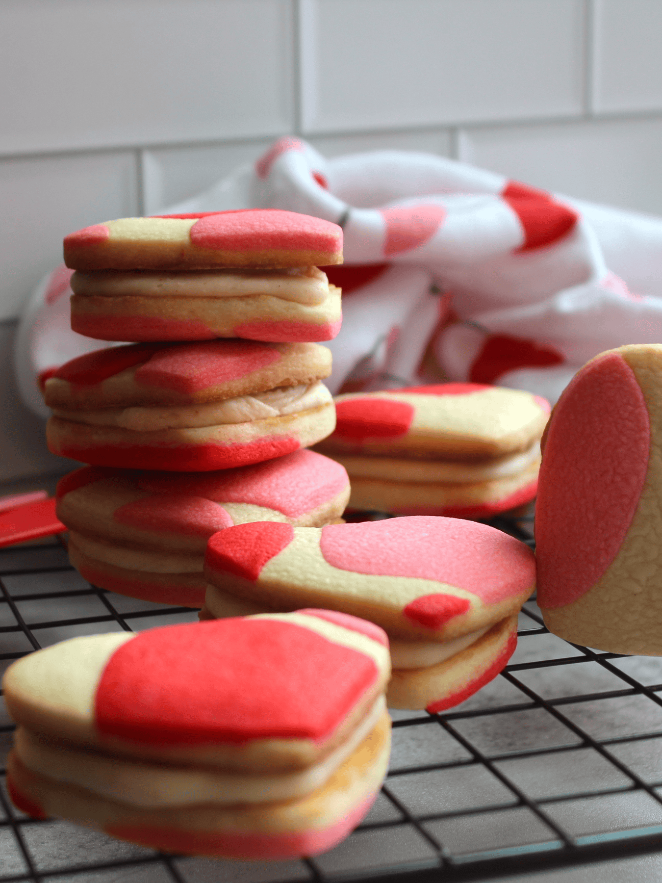 33 Valentine’s Day Cookie Ideas That Are Almost Too Cute to Eat - bake ...
